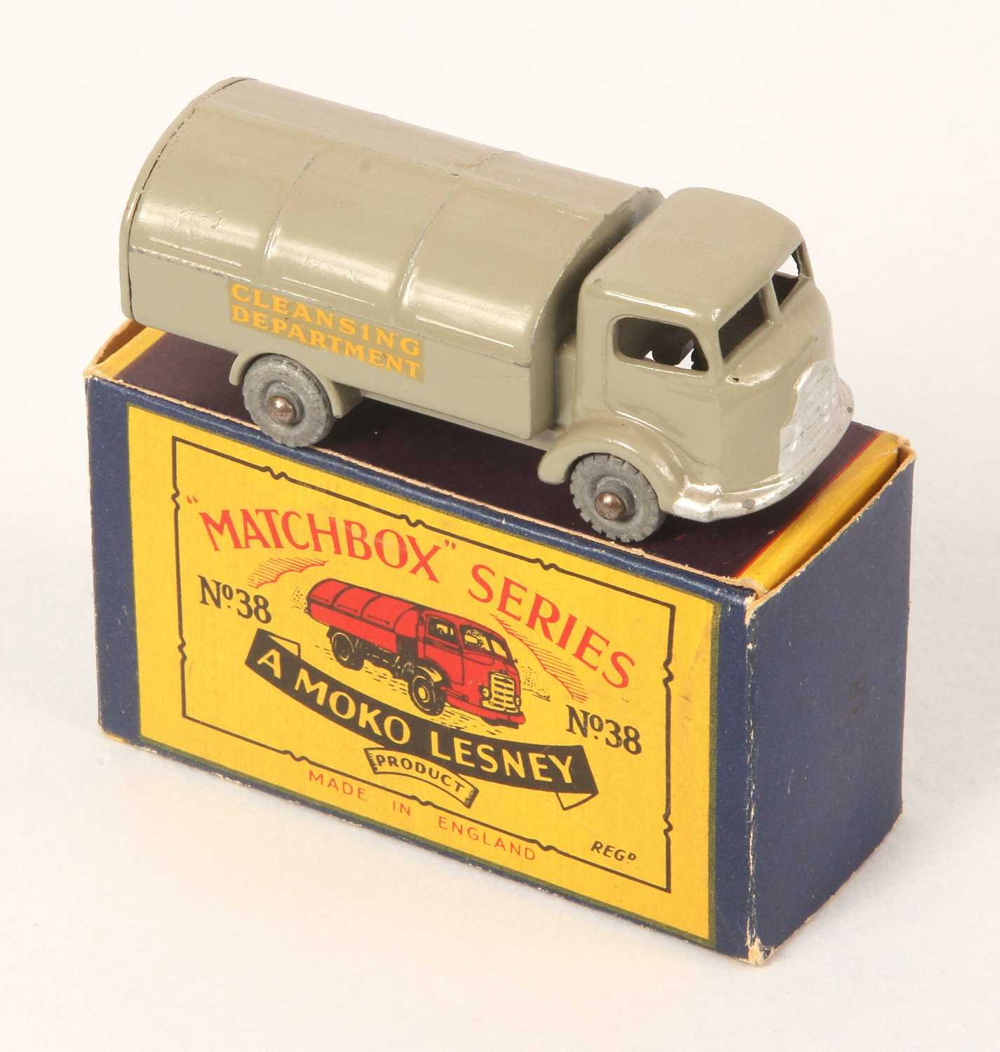 Lot 372 - Matchbox Regular Wheels 38a Karrier Bantam
