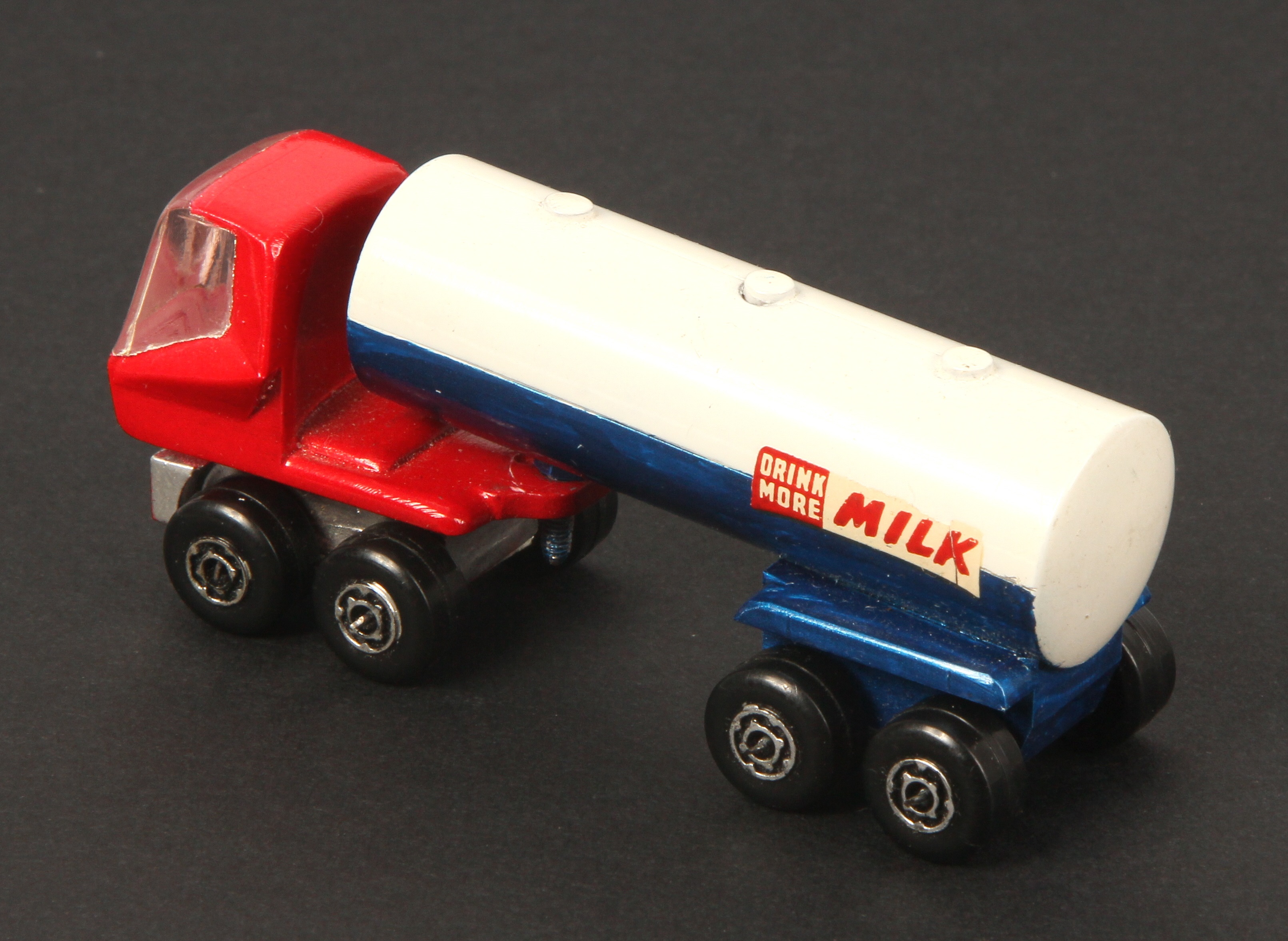 Lot 541 - Matchbox Superfast 63b FREEWAY ARTICULATED