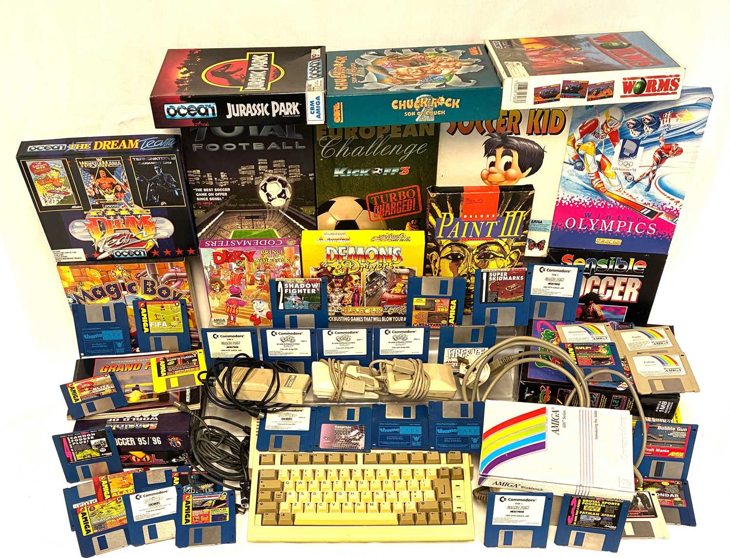 Lot 422 - Amiga Commodore A600 Computer System with